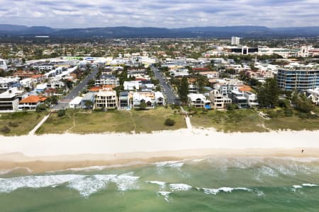 Aerial Photography Water Front Property Mermaid Beach - Airview Online